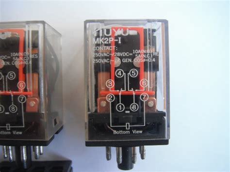 Relevadores Encapsulados 8 Y 11 Pines Flr 180 00 En Mercado Libre