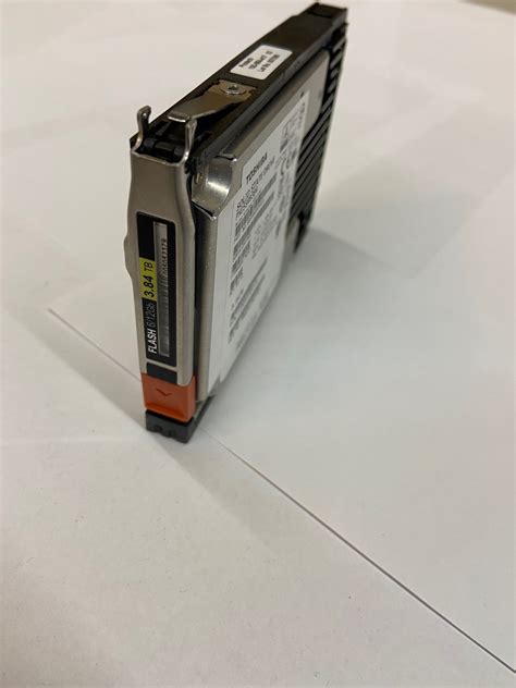 005052379 Emc 3 84tb Ssd Sas 2 5″ Hdd For Unity 300f 350f 400f 450f 500f 550f 600f 650f
