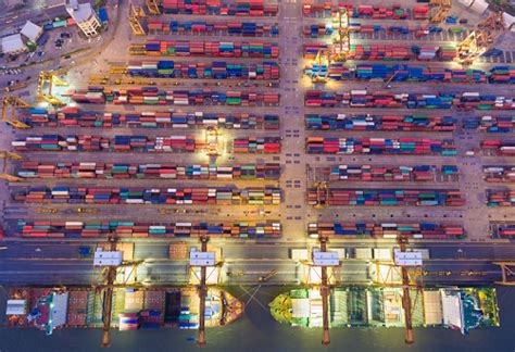 컨테이너 화물 운임 일 조선소에서 크레인 다리와 함께 제공 0명에 대한 스톡 사진 및 기타 이미지 0명 공중 뷰 교통수단 Istock