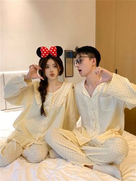 시크온미 도트 땡땡이 커플 시밀러룩 상하복 잠옷 세트 파자마 파티 우정잠옷 홈웨어 집에서입는