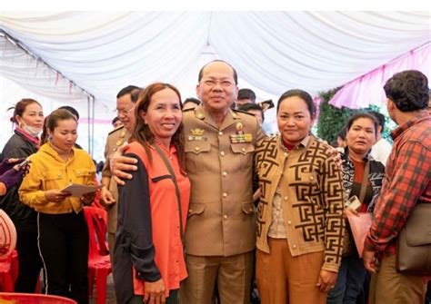 Msjtv News ពលរដ្ឋជាង២ពាន់នាក់ ដែលពាក់ព័ន្ធនឹងក្រុមហ៊ុន ជា សារ៉ន បានមកពាក្យស្នើសុំយកការដោះស្រាយ