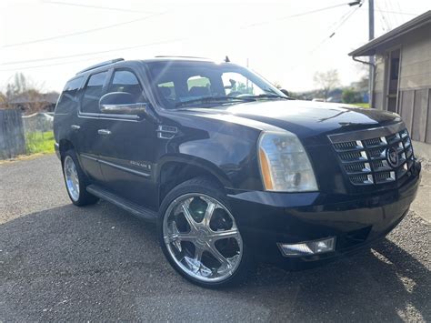 2007 Cadillac Escalade for Sale in Brooks, OR - OfferUp