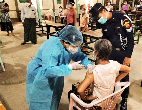 ပေါက်မြို့နယ်တွင် အကြောင်းအမျိုးမျိုးကြောင့် ကိုဗစ် ၁၉ ရောဂါကာကွယ်ဆေး မထိုးနှံရသေးသည့် အဘိုးအဘ