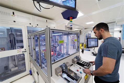 Tour Intel 2022 Procesador 13th Fabrica 28 Israel Sologamer