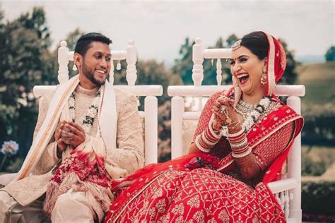 கண்டிஷன் கல்யாணம் ஒப்பந்த பத்திரத்துடன் நண்பனின் திருமணத்திற்கு வந்த நண்பர்கள் ஷாக்கில்