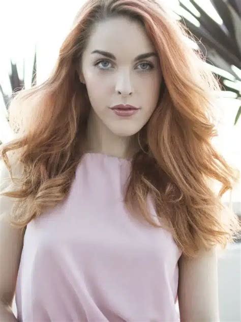 Nadia Foxx Wiki & Bio, Age, Height, Weight, Net Worth
