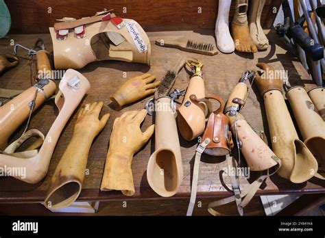 Various Homemade Prosthetic Devices Cope A Museum About People Maimed