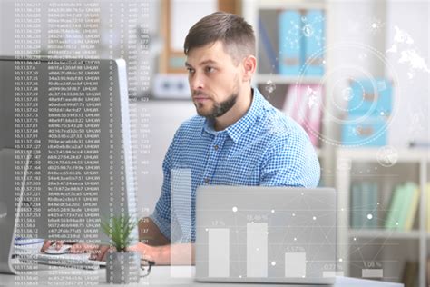 What Is The Difference Between Database Management And Computer