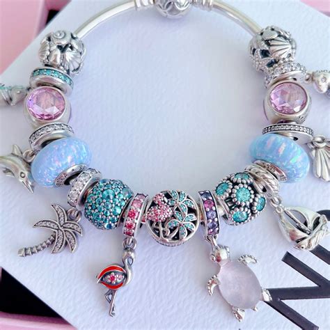 Pin De 수경 En 판도라 Joyas De Disney Pulsera De Pandora Pulseras Bonitas