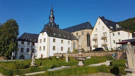 Gemeinde Tholey Pachtet Ehemaliges Schwesternhaus Der Abtei St