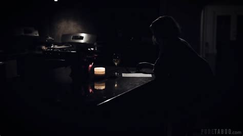 Very Helpful Mom Cody Steele