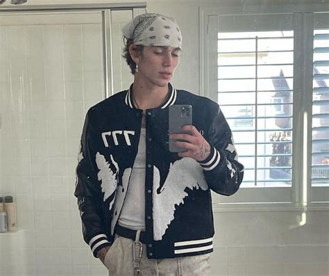 Vinnie Hackers Bio Height Weight Measurements Net Worth And More Celeb Volt