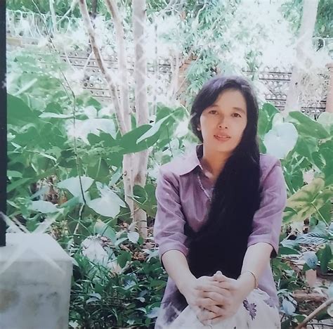 Yangon Media Group Localnews အရှိန်မထိန်းနိုင်သည့်ကားကစက်ဘီးစီးလာသည့်ကျောင်းသူတစ်ဦးအားဝင