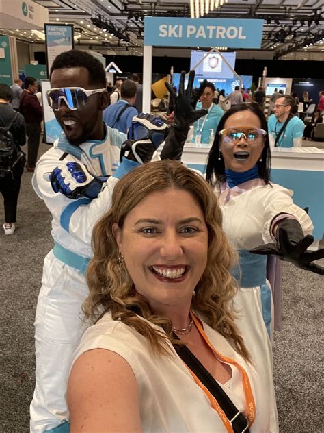 Loveyourdata Snowflakesummit Snowflakedevelopers Pythian