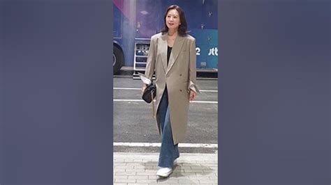 50대 김희애로 보는 중년 롱코트 겨울 코디 패션 Youtube