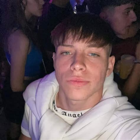 Natanael Risso Natanael Risso • Threads Say More