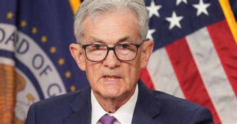 Fomc 기준금리 동결 후 기자회견하는 파월 의장