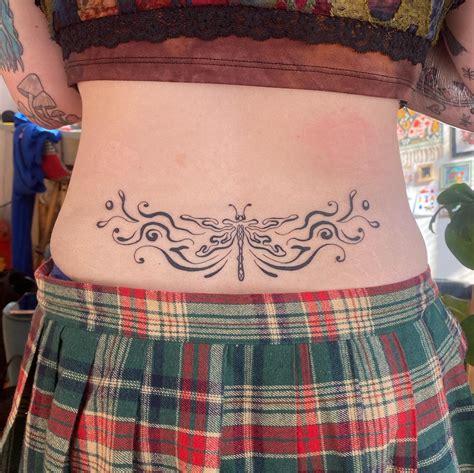 Tramp Stamp Tattoos 32 Erotic Designs