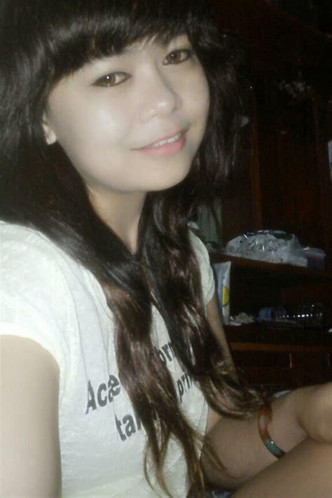 Cewek Cantik Manis Imut Moza