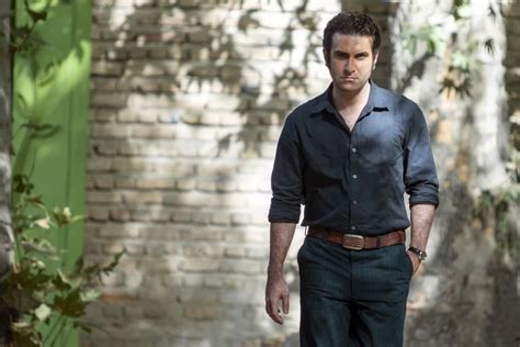 رقص بامزه هوتن شکیبا در پشت صحنه سریالش