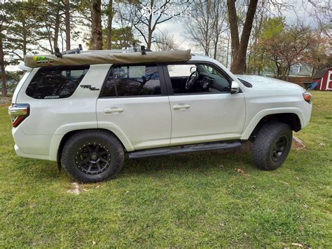 2018 Toyota 4runner With 17x85 0 Icon Alloys Rebound And 28570r17