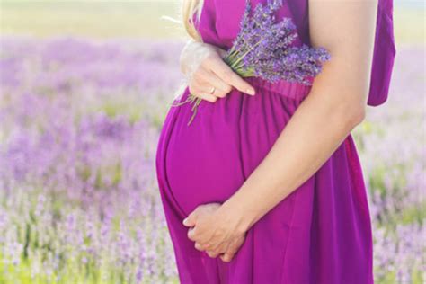 妊娠中のお腹の膨らみはいつから目立つ？大きさは個人差あり！ Mythel（ミセル）