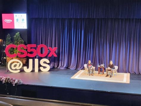 kemendikbud gandeng profesor dari harvard beri pelatihan coding guru