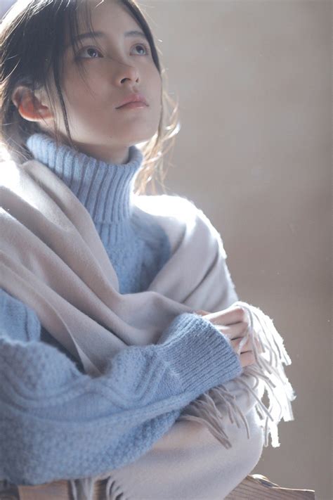 冬天喜歡靠近溫暖的事物啊 出镜孙安可 摄影财经头条