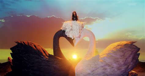 Jennie Blackpink In Kill This Love Concert Gif Jisoo Blackpink