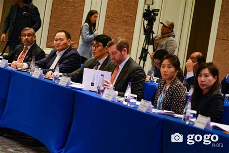 Л Энх Амгалан Хамгийн сайн сургууль гэрт ойрхон сургууль байх ёстой