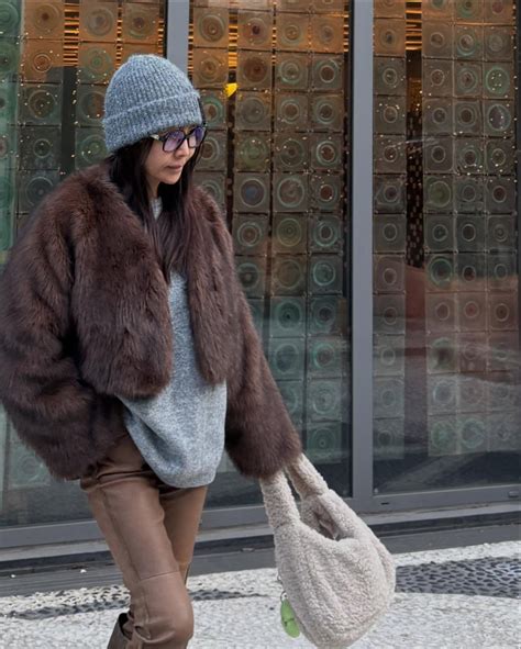 62세 믿기지 않는 청춘 미모 유럽 감성 물씬 여배우 일상룩 라이프업