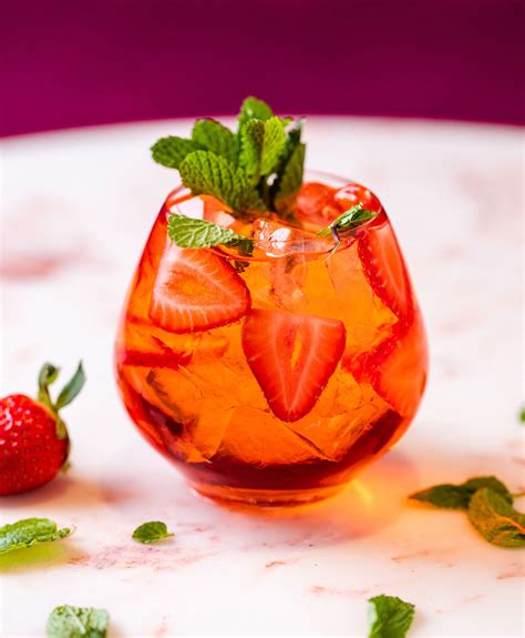 Strawberry And Hibiscus Gin Perfect Pour Piston Distillery