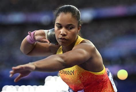 Athletics Germanys Ogunleye Wins Womens Shot Put Gold On Final Throw