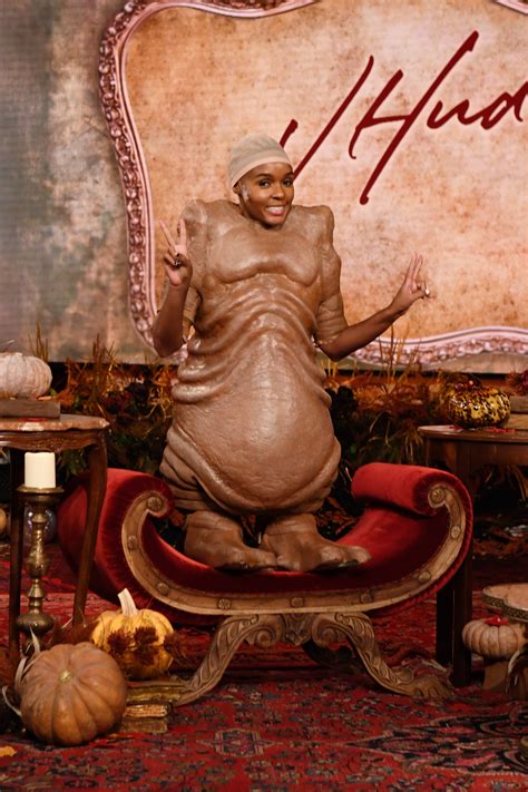 Janelle Monáe s E T Halloween Costume