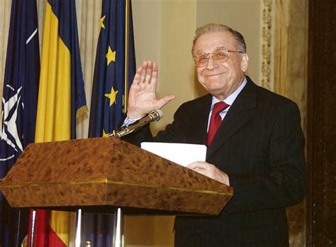 Lucian Frățilă ~ Jurnal De Bord