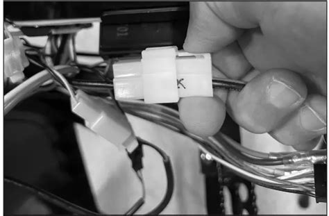 Razor W15128785015 Rambler 16 Controller User Manual