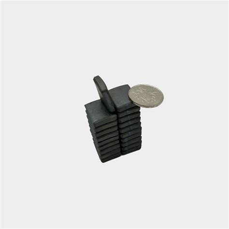 Sintered Ferrite Segment Curved Magnets Supplier