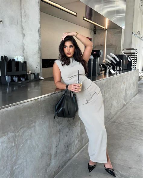 Modest Summer Outfits Our Fave Influencers Are Nailing Modest Hot Girl