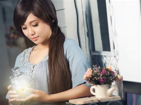 Ямар хүн өөрийгөө дутуу үнэлдэг Гэр бүлийн Арт Терапи