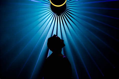 Photo And Direction Grid Visuals Gridvisualss Grid Visuals