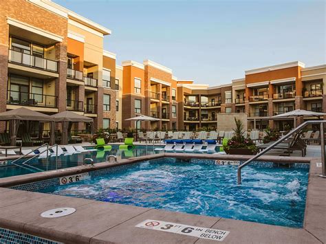 The Apex At Cityplace 10401 College Blvd Overland Park Ks 7 Units