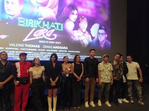 Berat Badan Dimas Anggara Naik 5 Kilogram Demi Serial Bisik Hati Lara Okezone Celebrity