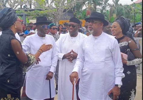 Wigwe Wife Son Buried In Rivers