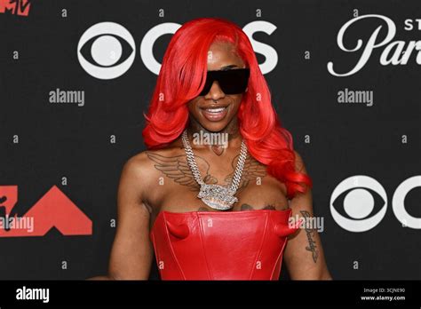 Sexyy Red Attends The 2025 Mtv Video Music Awards At Ubs Arena On