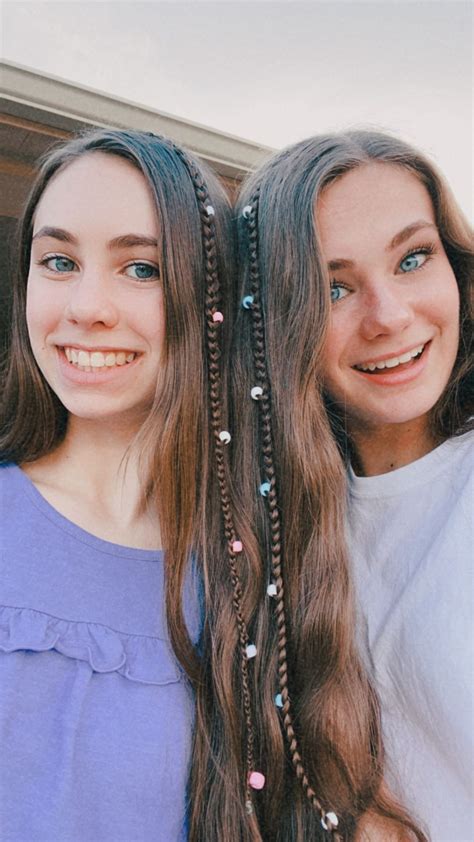 Pin By Andréia Bessa On Bia Braid With Beads White Girl Vsco Hair