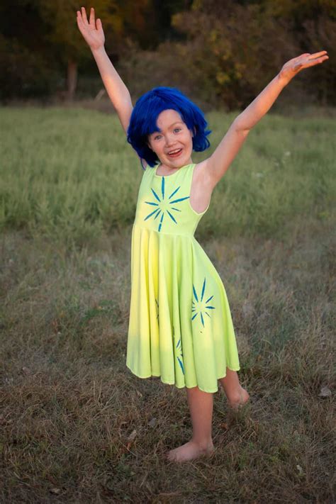 Easy DIY Screen Printing Tutorial For Custom Fabric Designs The Simple Life Easy DIY Screen