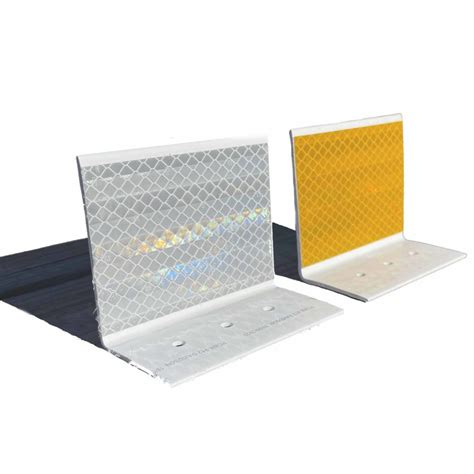 K Rail Or Barrier Reflectors Capitol Barricade