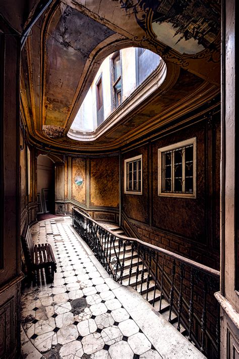 თბილისის ისტორიული შენობები ბრიტანელი ფოტოგრაფის ჯეიმს კერვინის