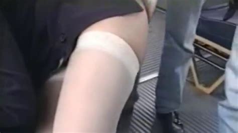 Salope Pecho Dans Le Rer