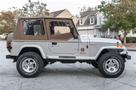 1995 Jeep Wrangler Sahara 5 Speed For Sale On Bat Auctions Sold For